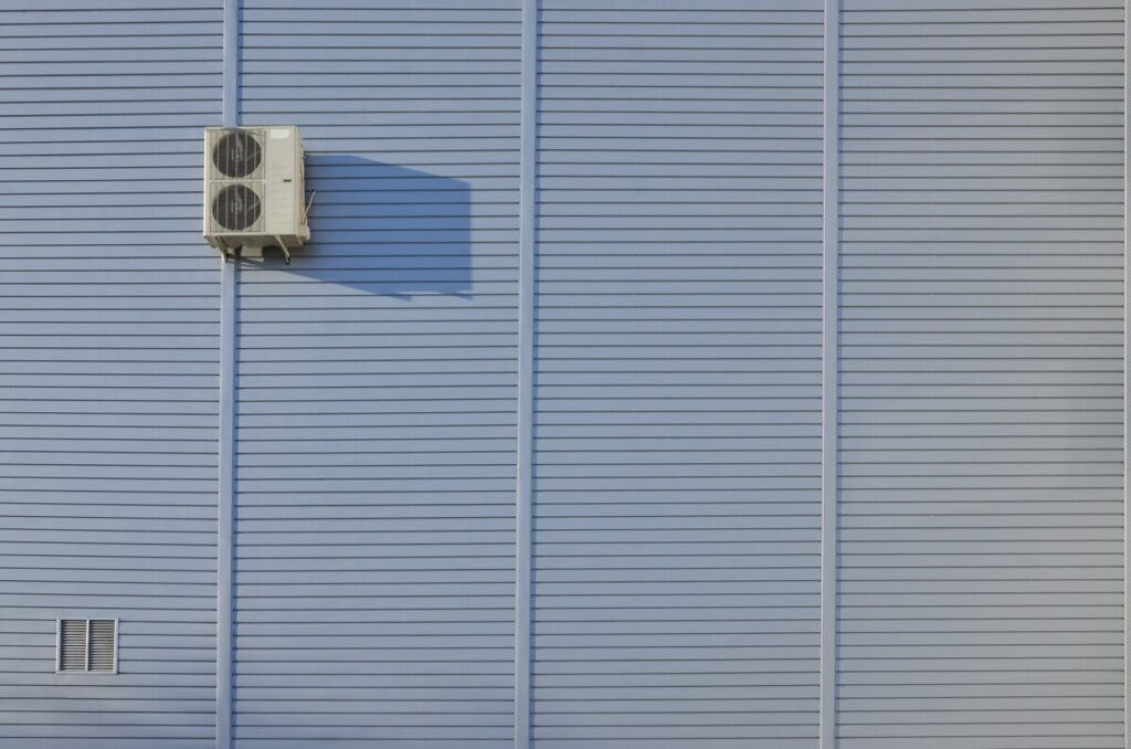 Secure Loose or Missing Siding Panels to Protect Your Home – Repairmen